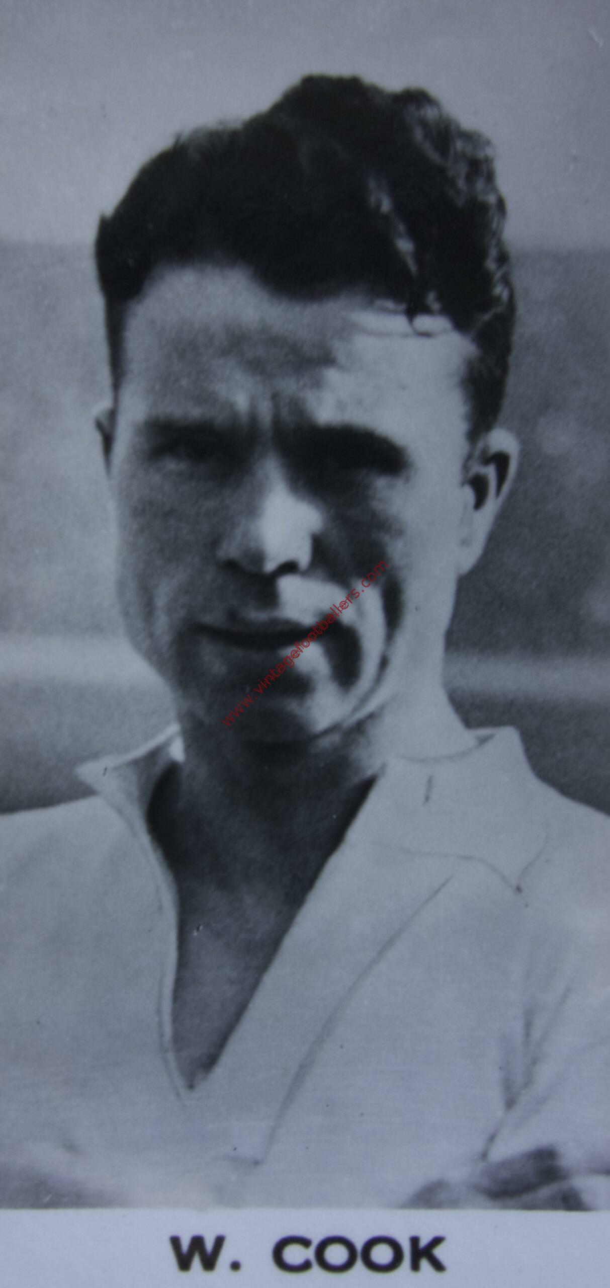 Cook Willie Image 1 Bolton 1933 - Vintage Footballers