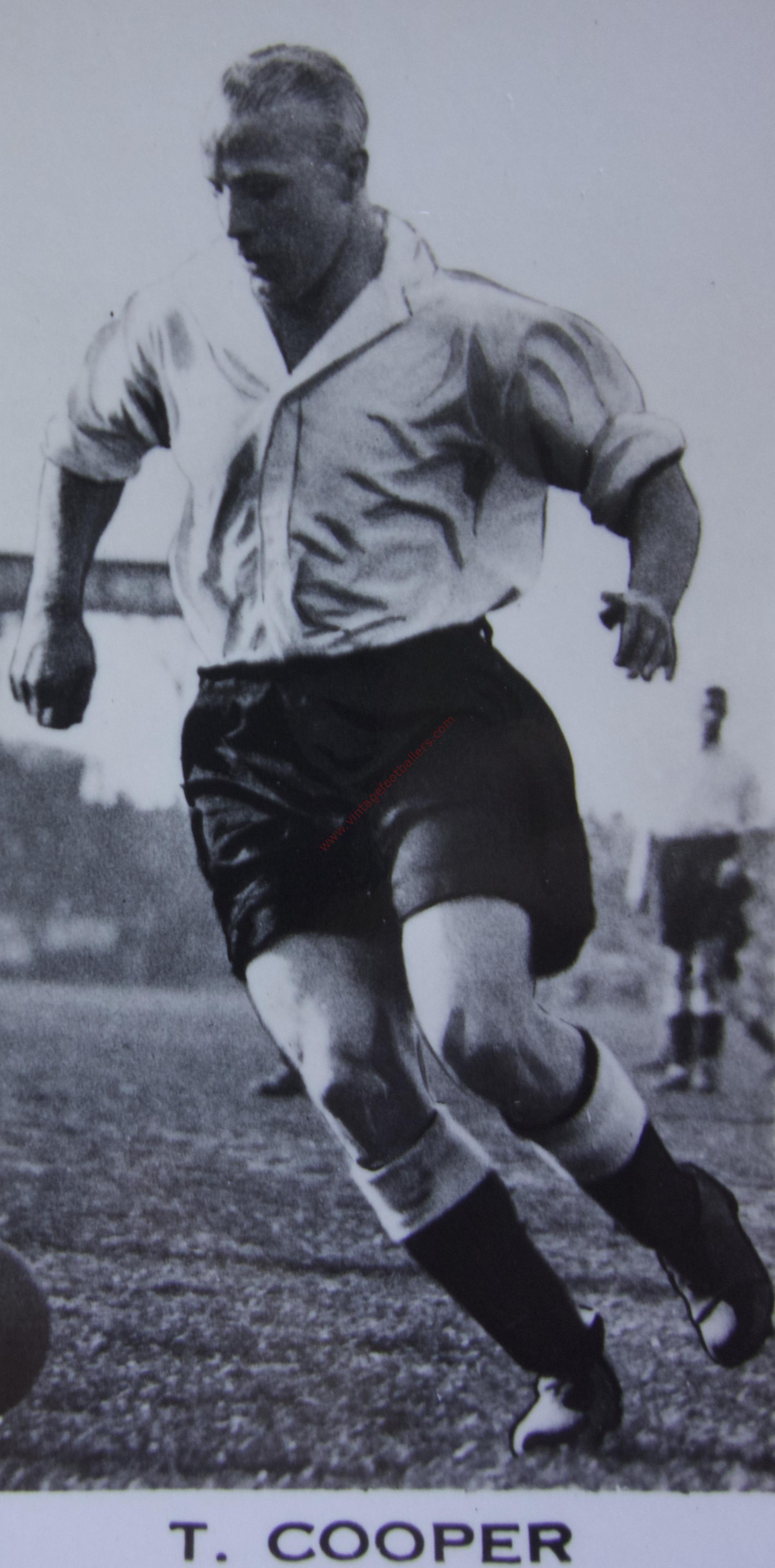 Cooper Tom Image 2 Derby County 1934 - Vintage Footballers