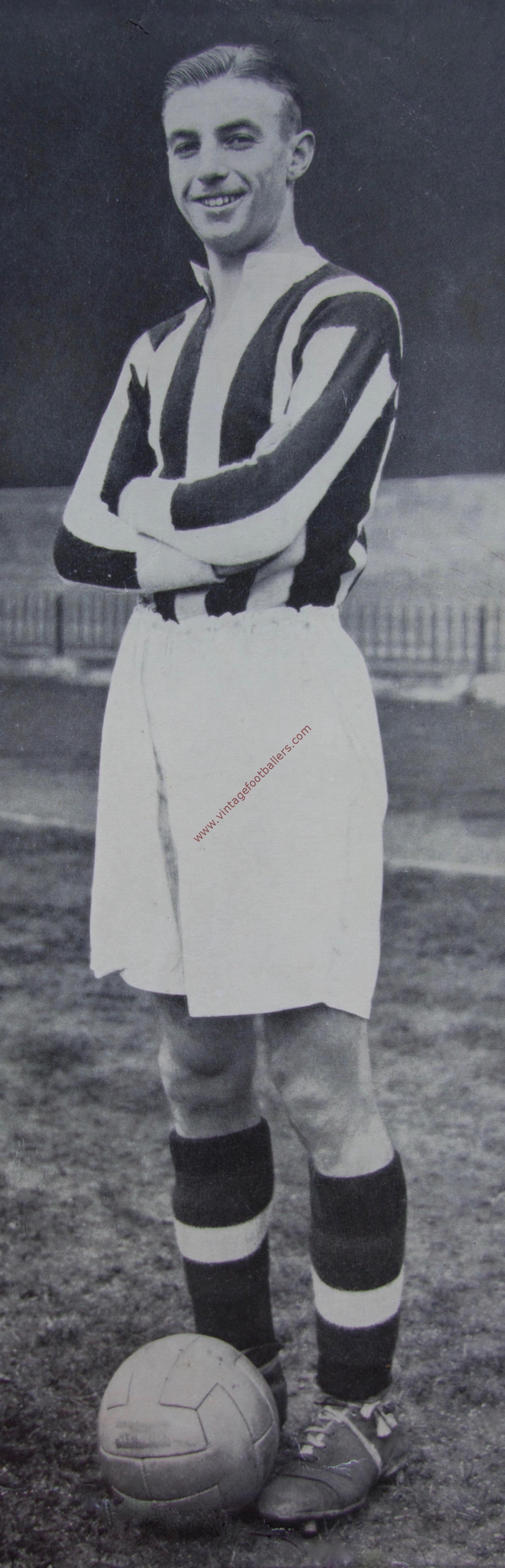 Matthews Stanley Image 7 Stoke City 1936 - Vintage Footballers