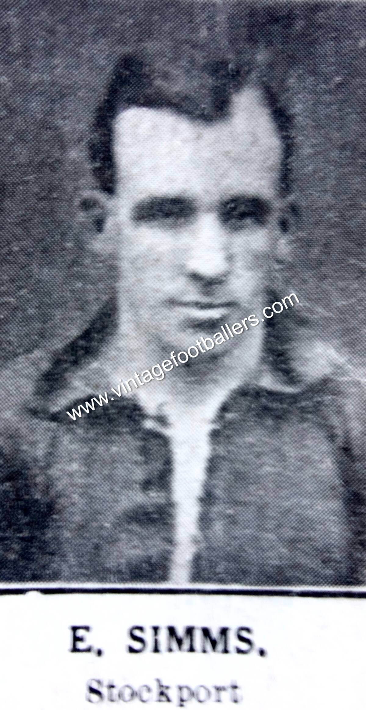 Simms Ernie Image 2 Luton Town 1919 - Vintage Footballers