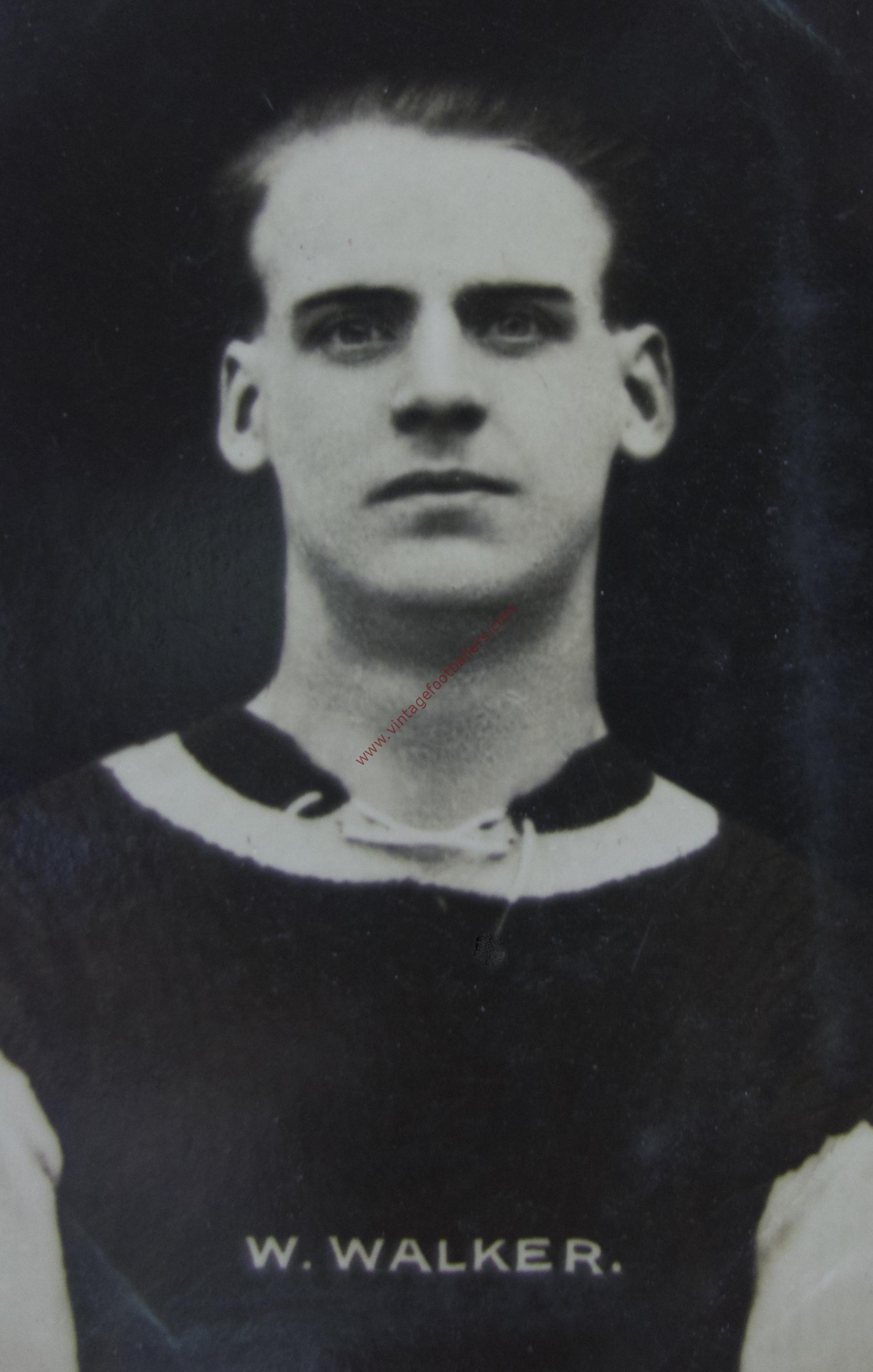 Walker Billy Image 2 Aston Villa 1922 - Vintage Footballers