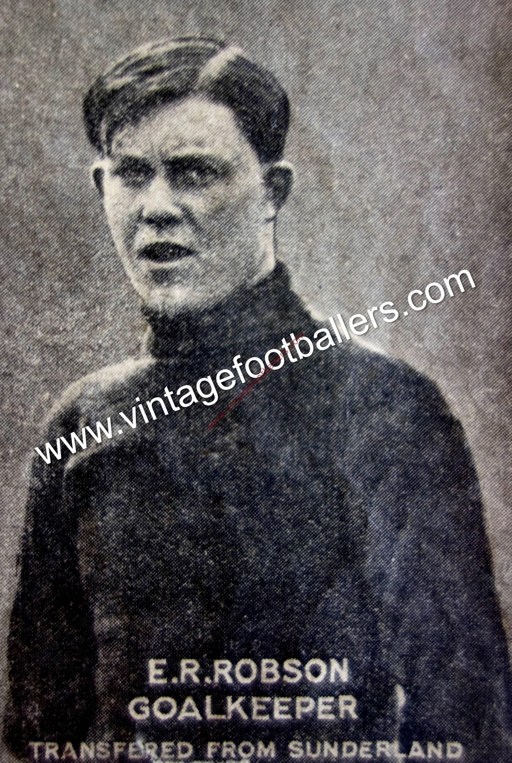 Robson Ed Image 3 Swansea Town 1924 - Vintage Footballers