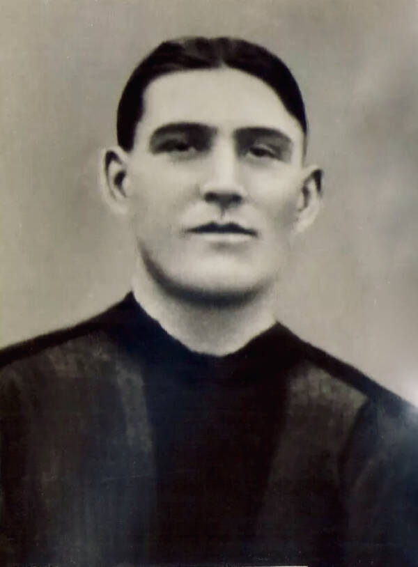 Riley Alf Image 1 Wolverhampton Wanderers 1920 - Vintage Footballers