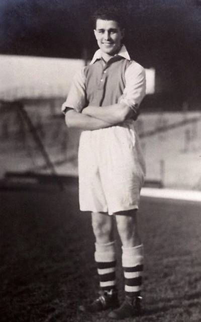 Compton Les Image 3 Arsenal 1935 - Vintage Footballers