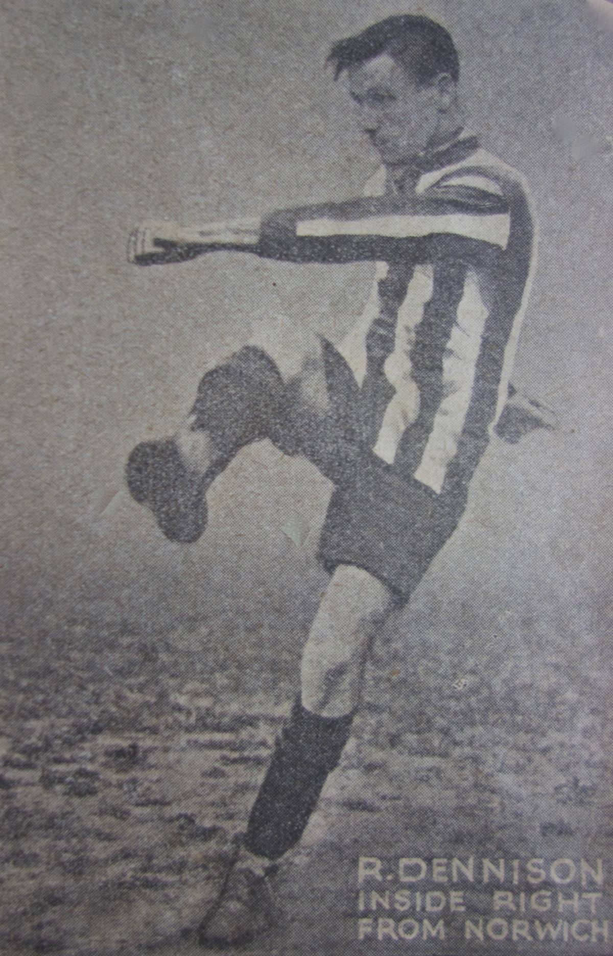 Dennison Bob Image 3 Brighton & Hove Albion 1924 - Vintage Footballers