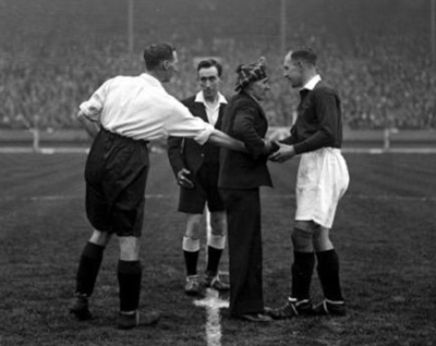 Meiklejohn David Image 5 Glasgow Rangers 1930 - Vintage Footballers