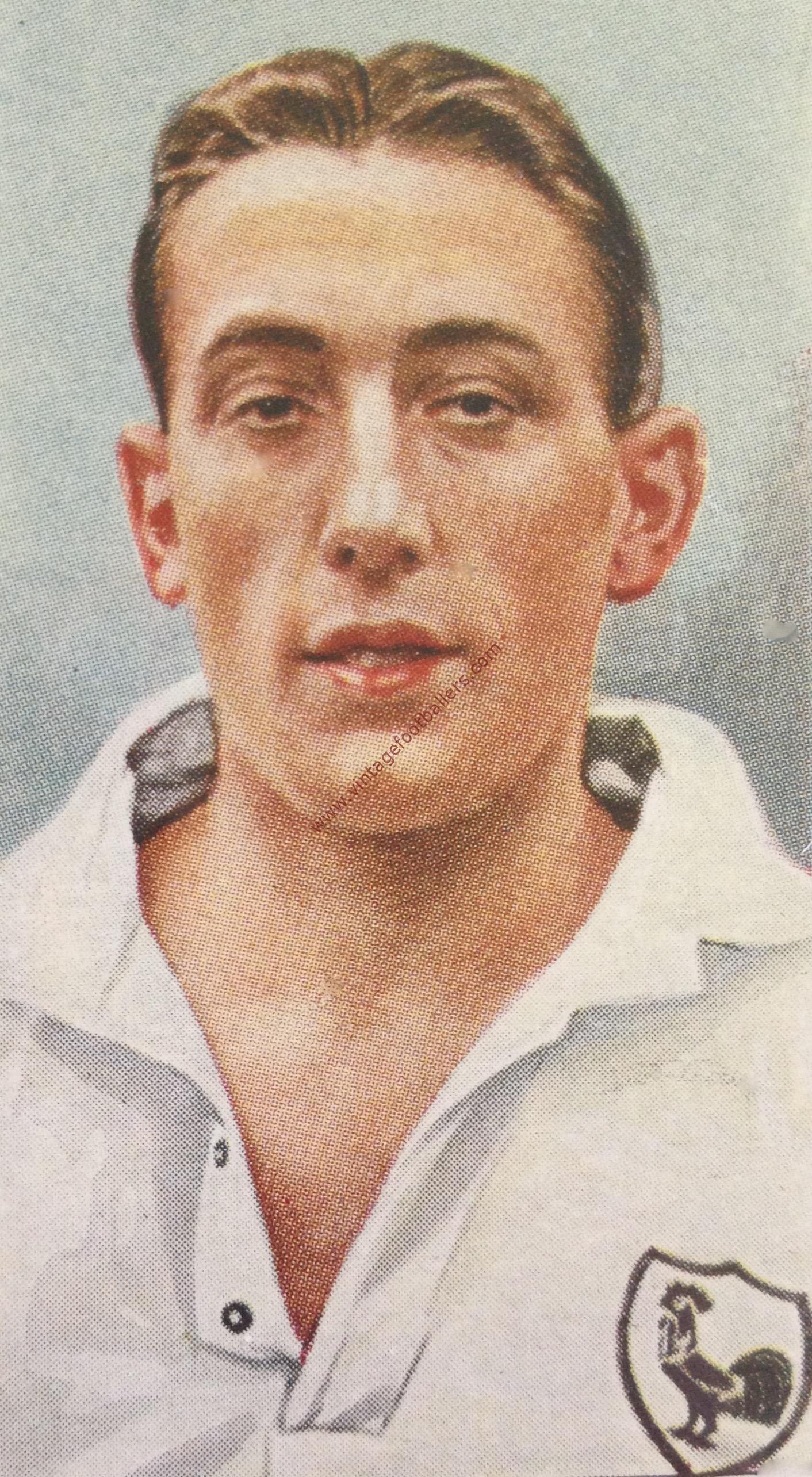 Rowe Arthur Image 3 Tottenham Hotspur 1935 - Vintage Footballers