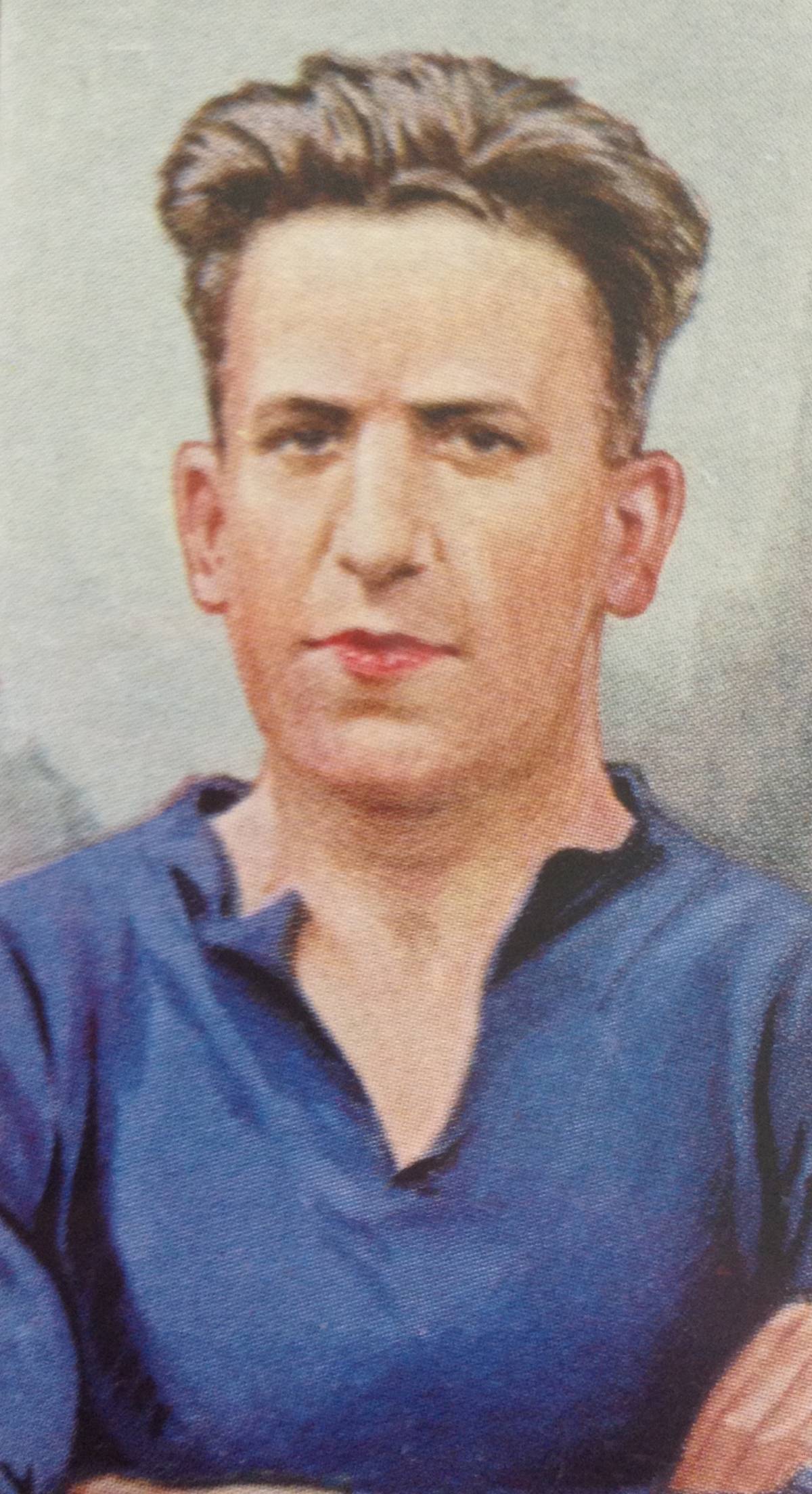 Thackeray David Image 4 Portsmouth 1935 - Vintage Footballers