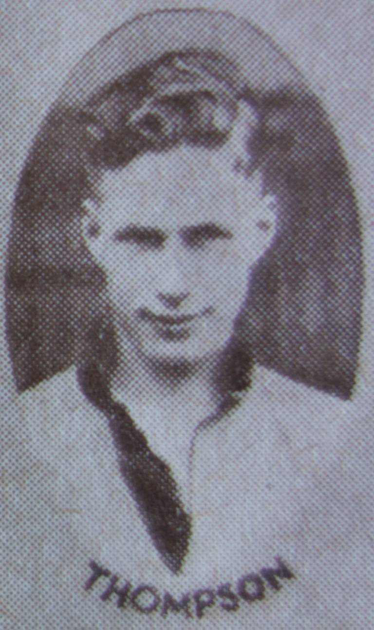 Thompson Harry Image 1 Wolverhampton Wanderers 1937 - Vintage Footballers