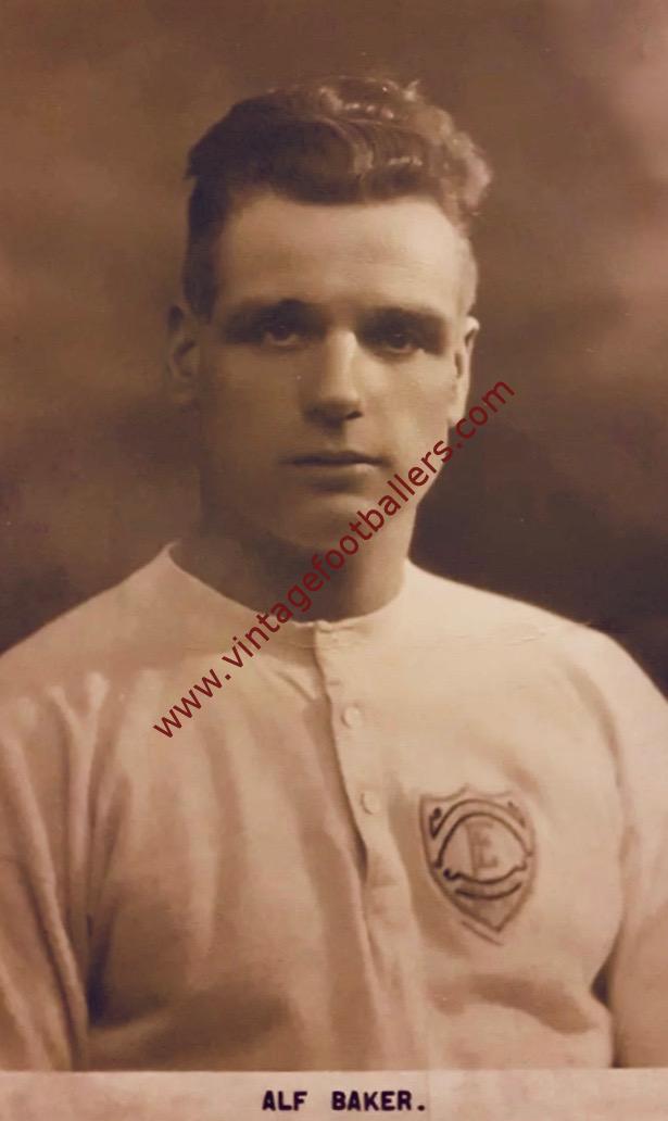 Baker Alf Image 8 Arsenal 1924 - Vintage Footballers