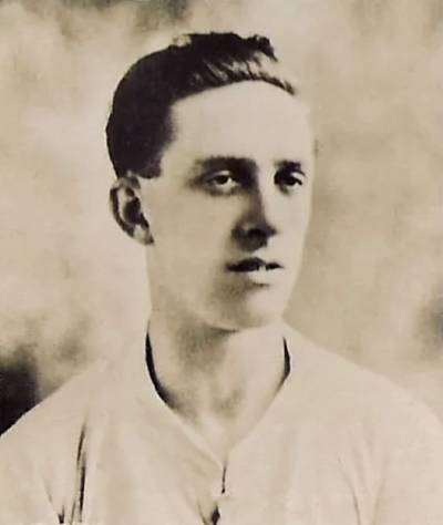 Roberts Les Image 1 Chesterfield 1922 - Vintage Footballers