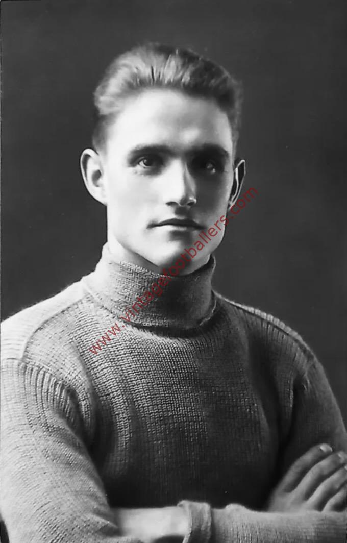 Holland Tom Image 1 Exeter City 1928 - Vintage Footballers